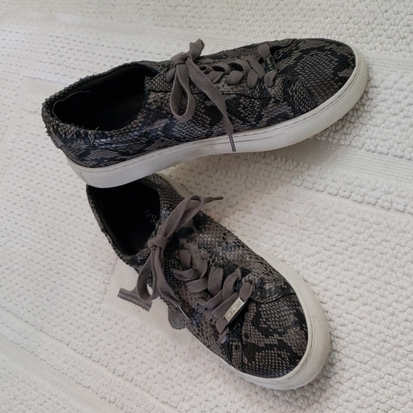 J Slides | Shoes | Jslides Leather Snake Skin Look Sneakers | Poshmark